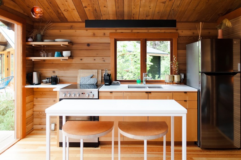 What Is A Kitchenette? Here Are The Major Kitchenette Vs. Kitchen Differences