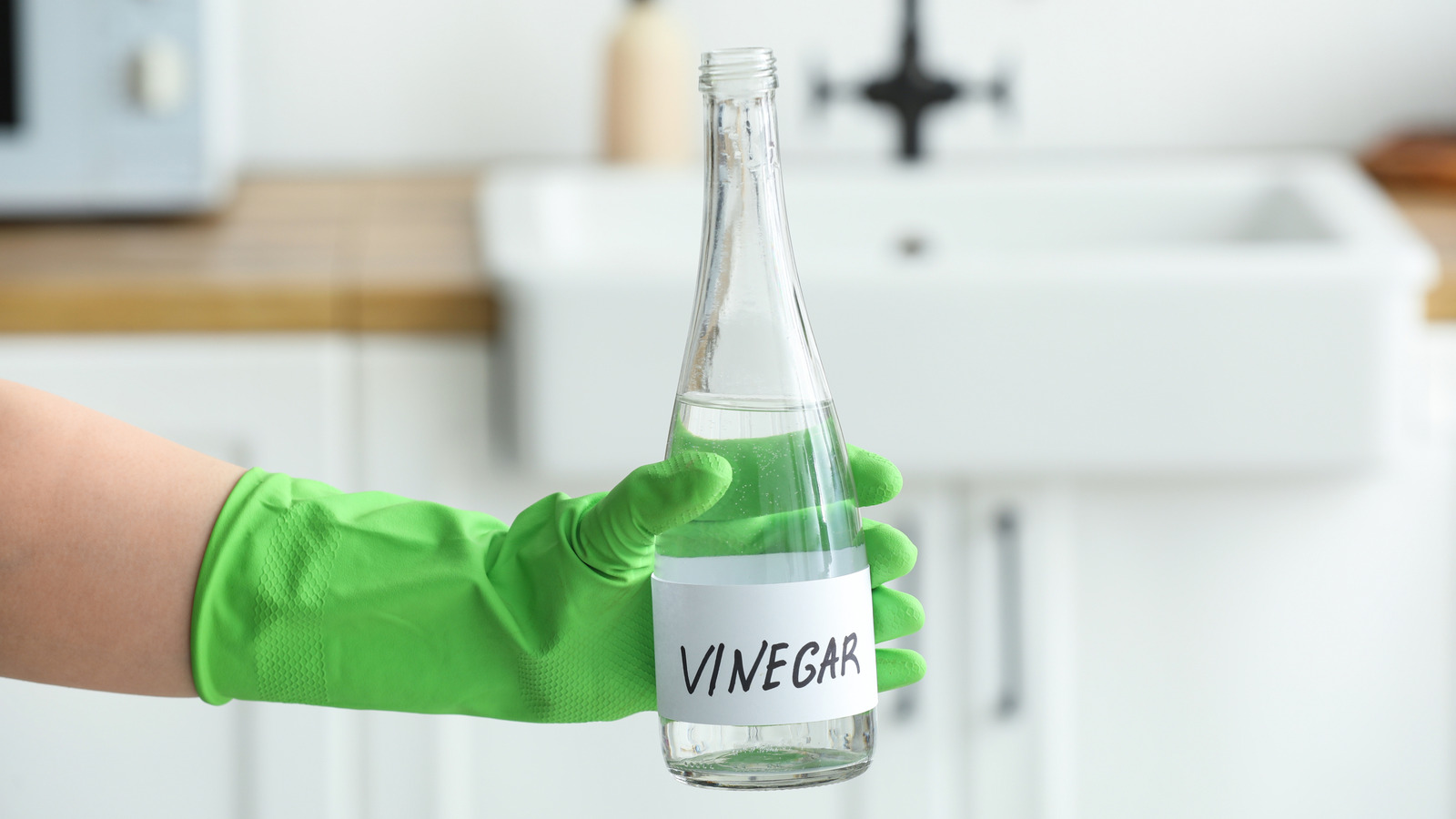 Common Laundry Stains That Can Be Fixed With A Little Bit Of Vinegar