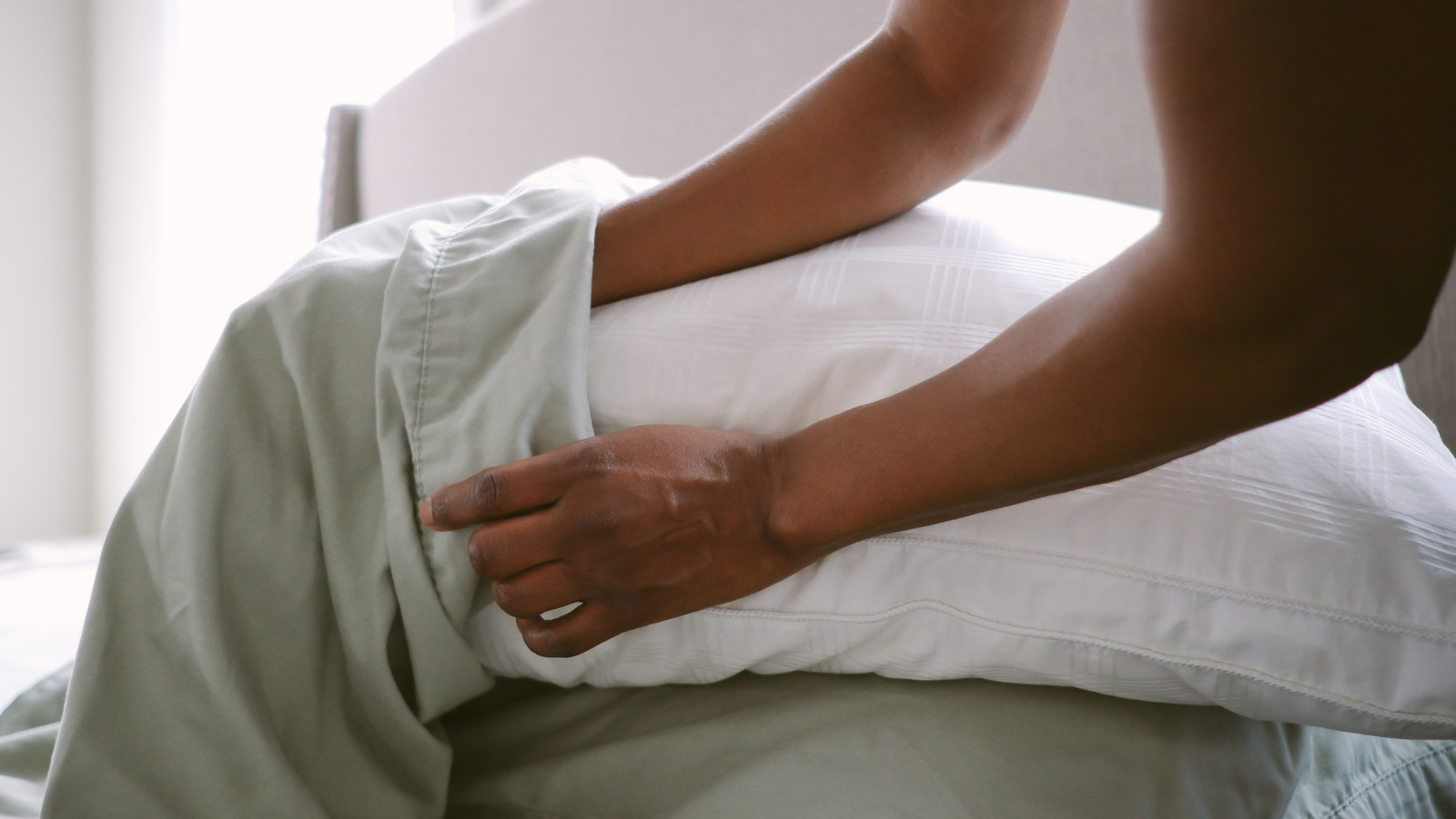 Don't Toss Your Old Pillowcases - Reuse Them In Your Home With These 14 ...