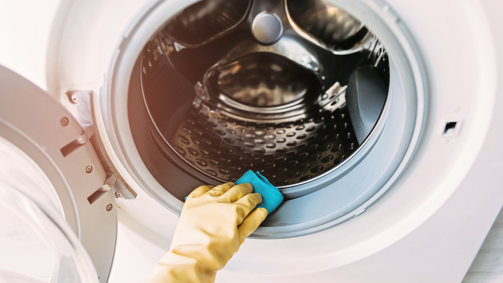 Get The Inside Of Your Washer Sparkling Clean With A Handy Household Essential