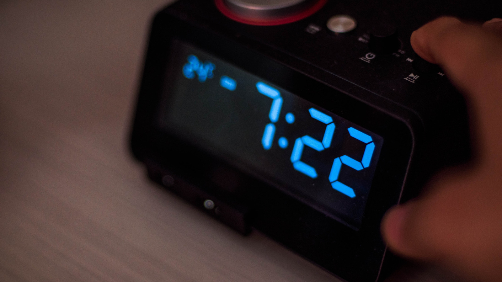 How To Change The Time On An Equity Insta-Set Clock