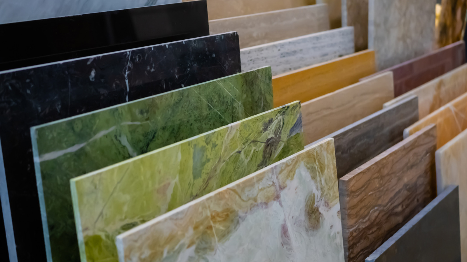 How To Choose Between 7 Types Of Granite Countertop For Your Kitchen