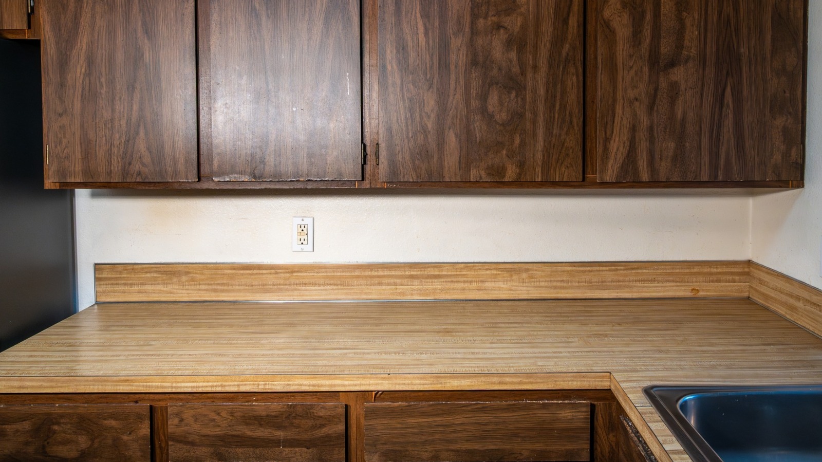 The Best Laminate Countertop Replacement Options For A More Modern Kitchen