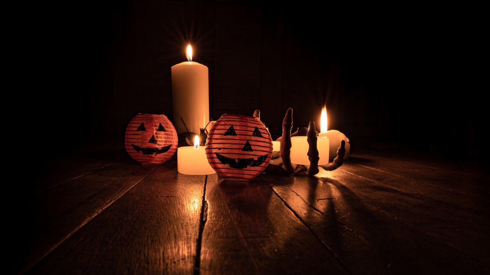 The Spooky Dollar Tree DIY That Will Light Up Your Home On Halloween