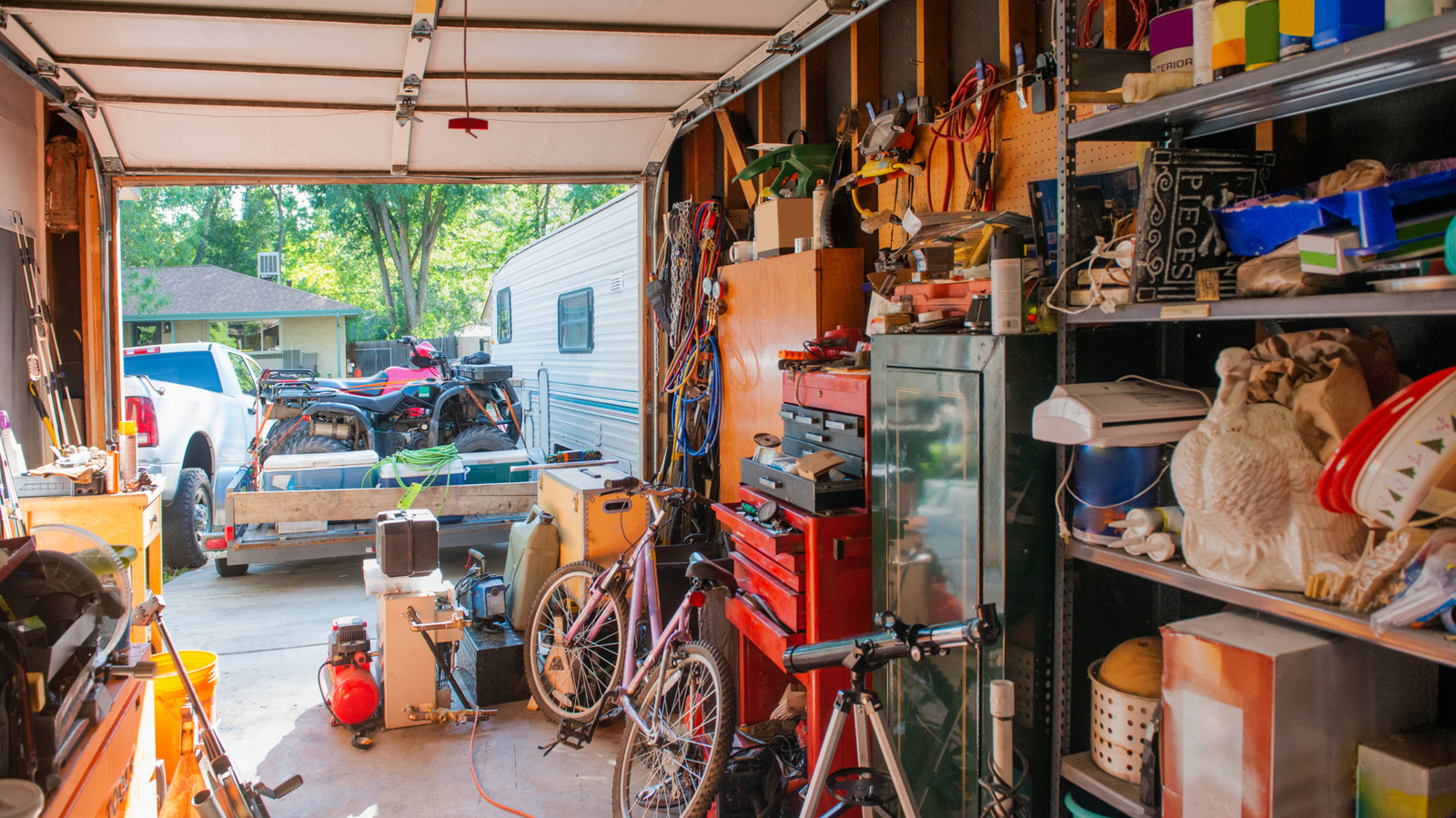 Top Reasons To Install An Air Curtain In Your Garage
