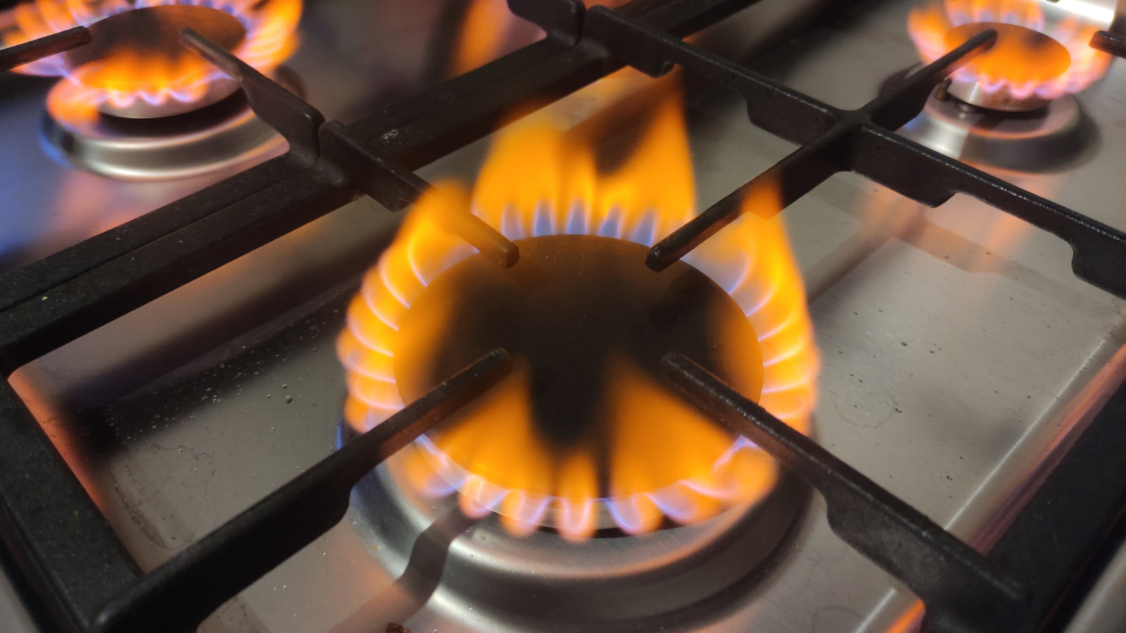 Why Is My Gas Stove Burning Yellow And Should I Worry?