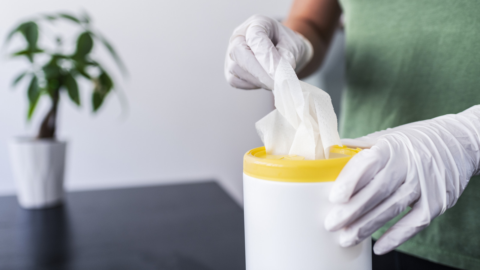 Why You Should Think Twice Before Using Disinfecting Wipes To Clean ...